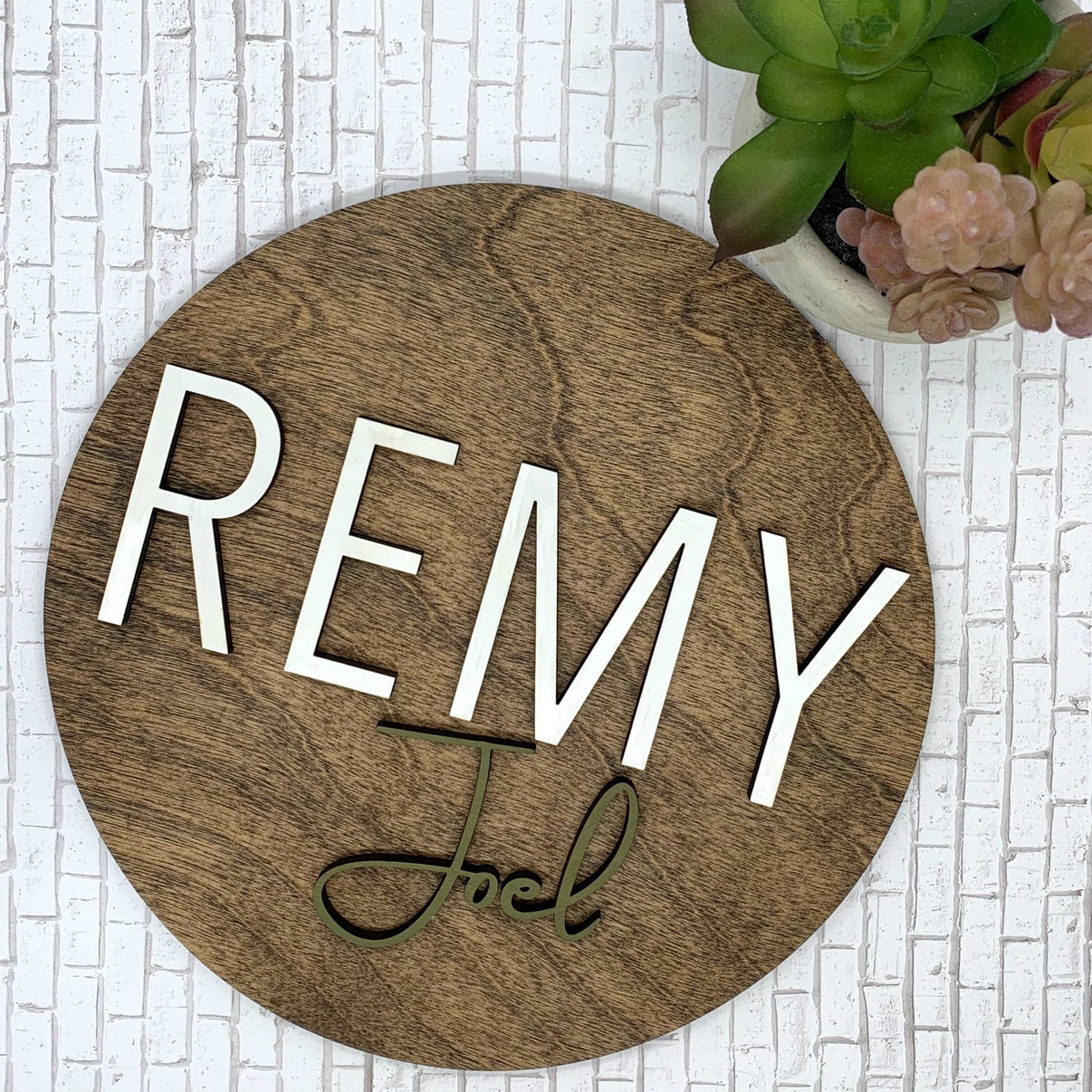 Baby Name Round Sign – Sea Pine Designs